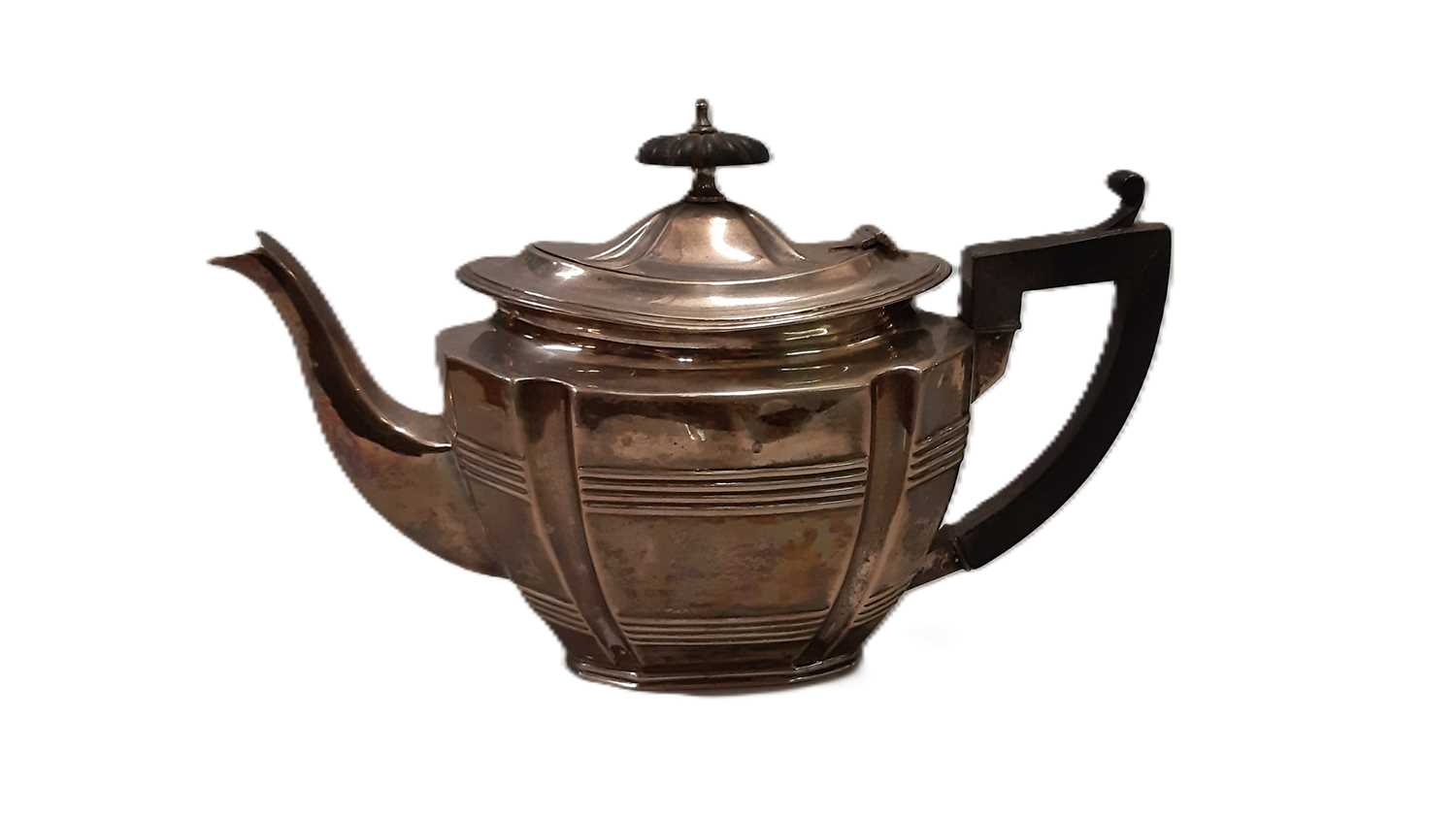 Lot 535 - A SILVER BACHELORS TEAPOT, with fluted